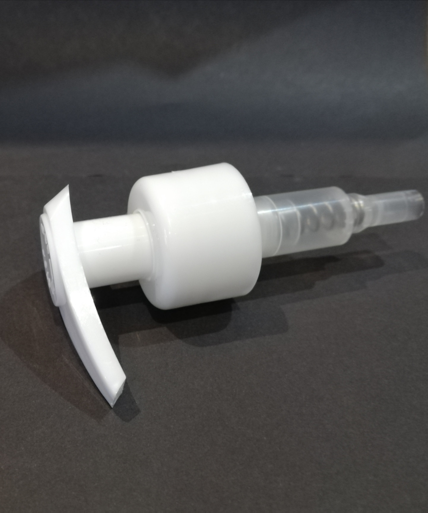 Lotion Pump Screw On / 28mm 400 (1881) | Lotion Pump